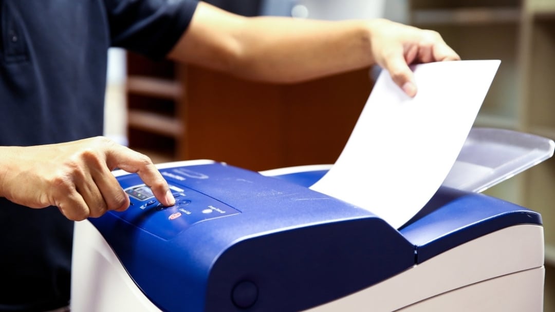 HIPAA Rules for Faxing Medical Records: 2025 Compliance Guide